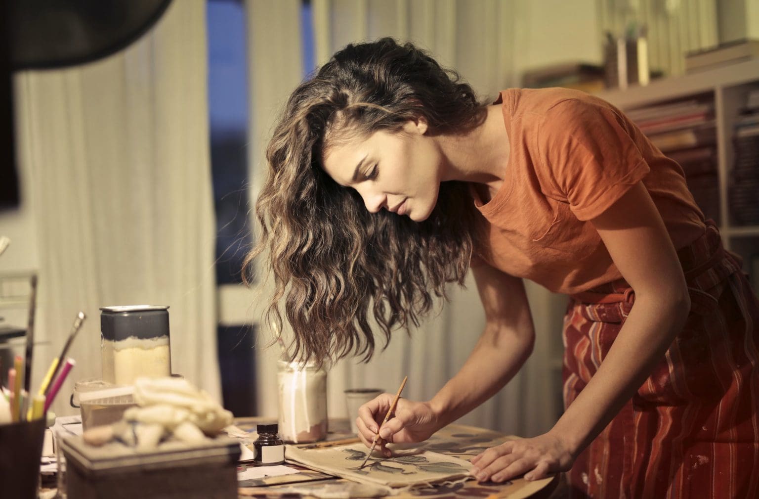 10 Creative Workspace Essentials That Boost Focus & Flow